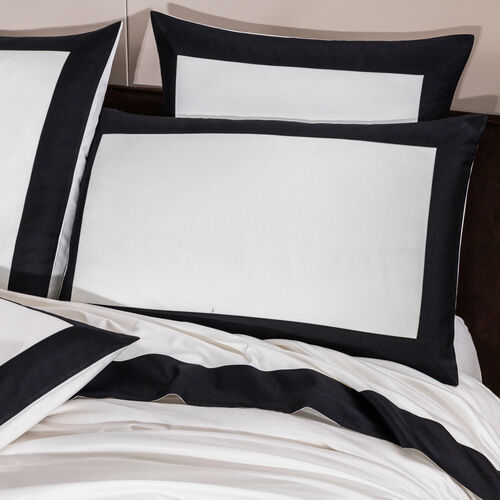 Bold Duvet Cover | Frette