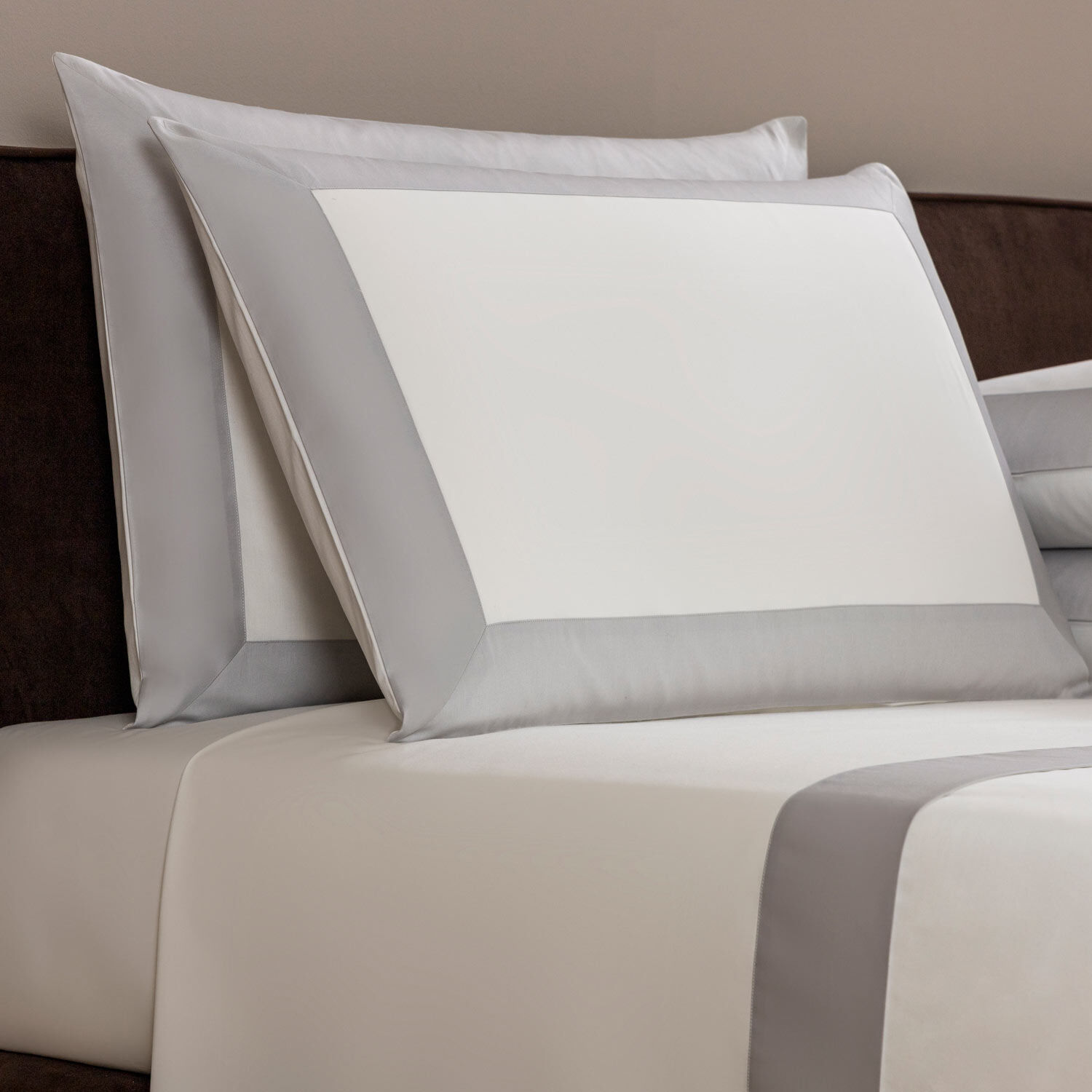 Bold Pillowcase | Frette
