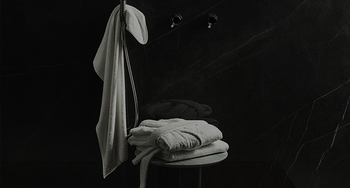 Bathrobes - Luxury Linens | Frette