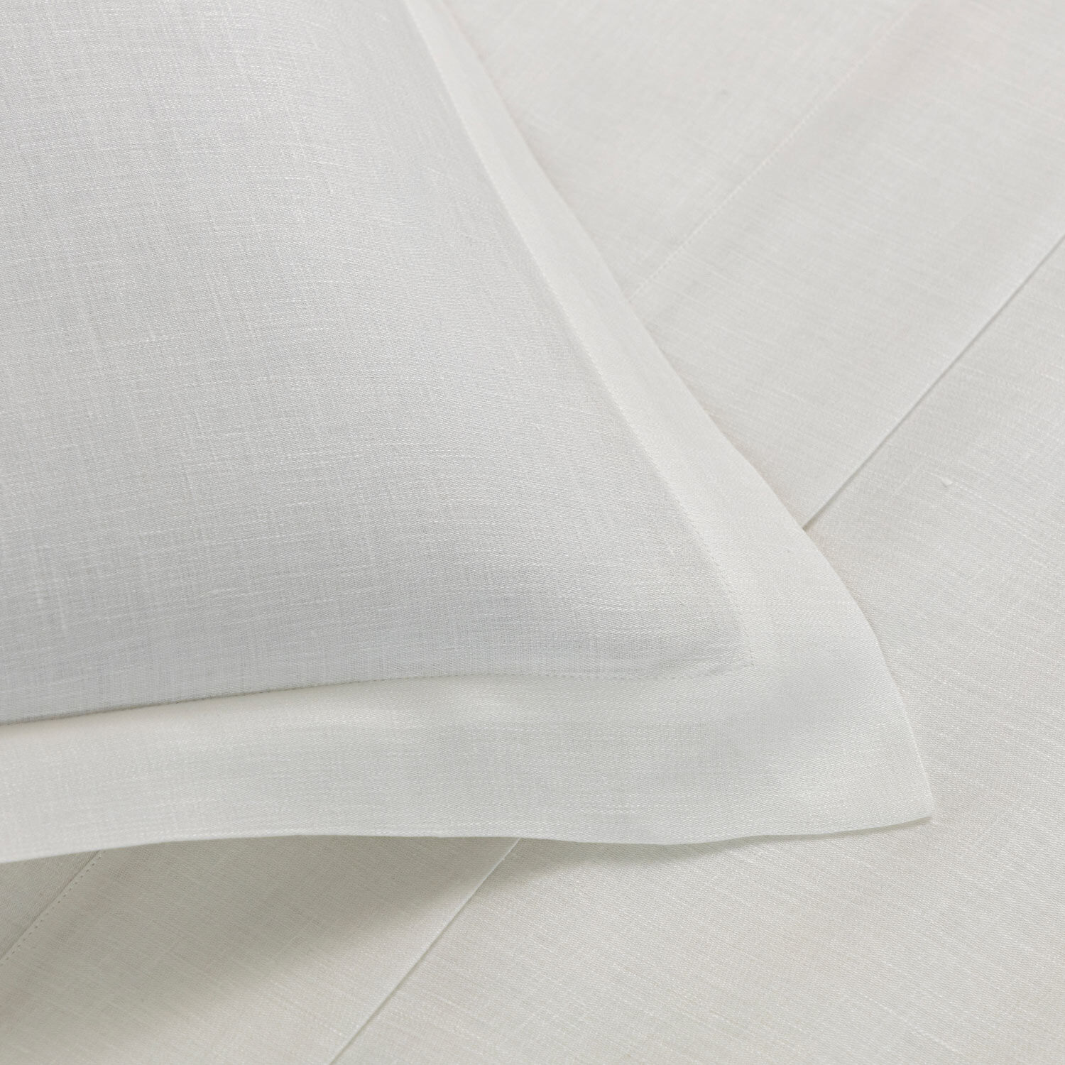 Let Us Guide You - Luxury Linens | Frette