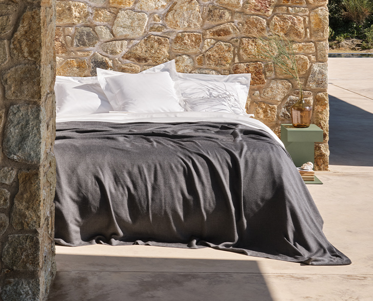 Luxury Bedding | Fine Linens | Frette