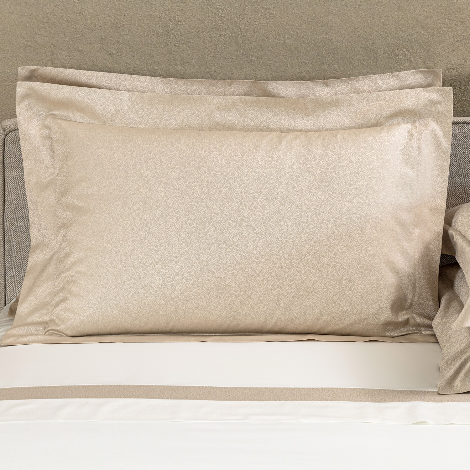 Forever Sham | Frette