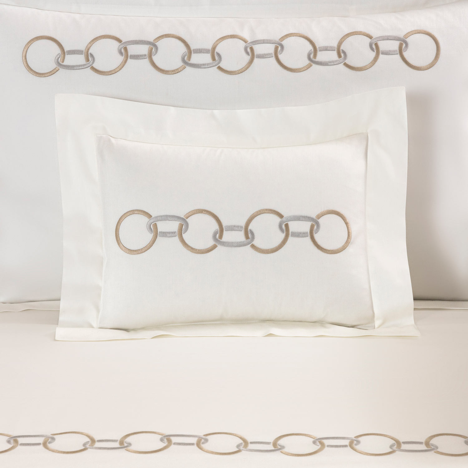 Links Embroidered Sham | Frette