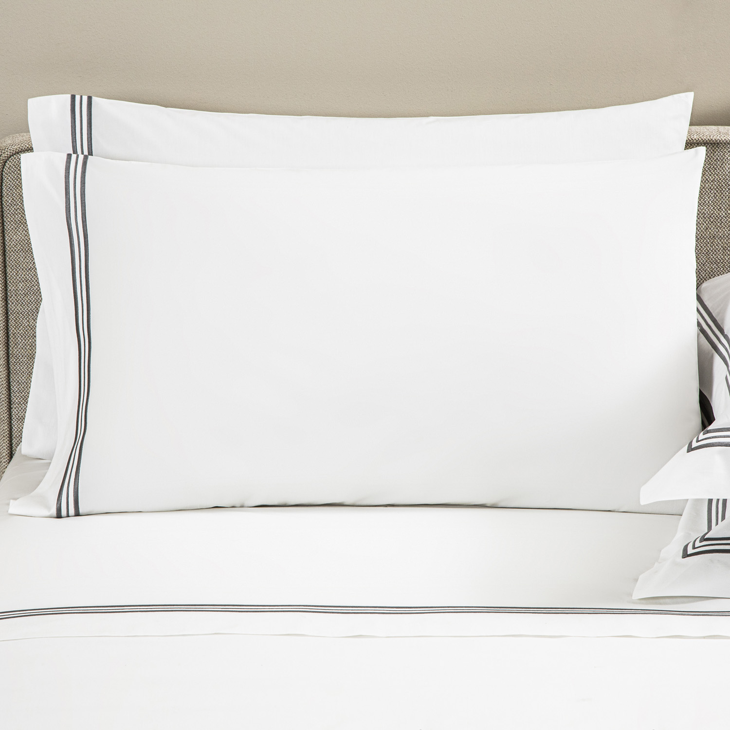 Triplo Bourdon Pillowcase | Frette